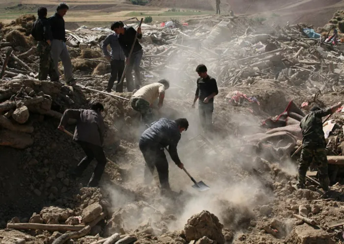 Iran quake: more bodies recovered