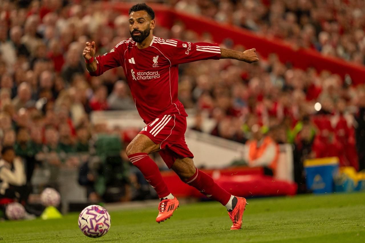 Mohamed Salah scores last-gasp penalty as Liverpool stay perfect in ...