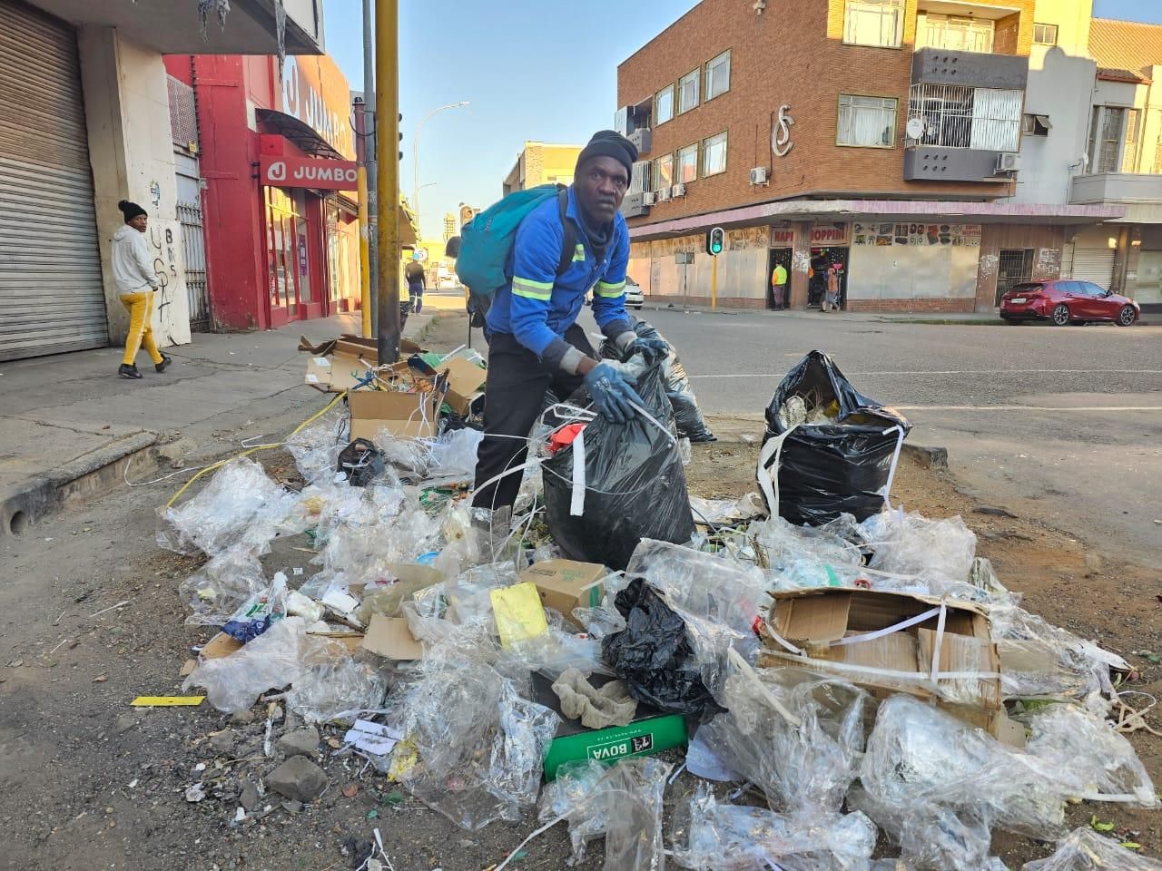 Galeshewe and Kimberley CBD get a sparkle from municipal clean-up efforts