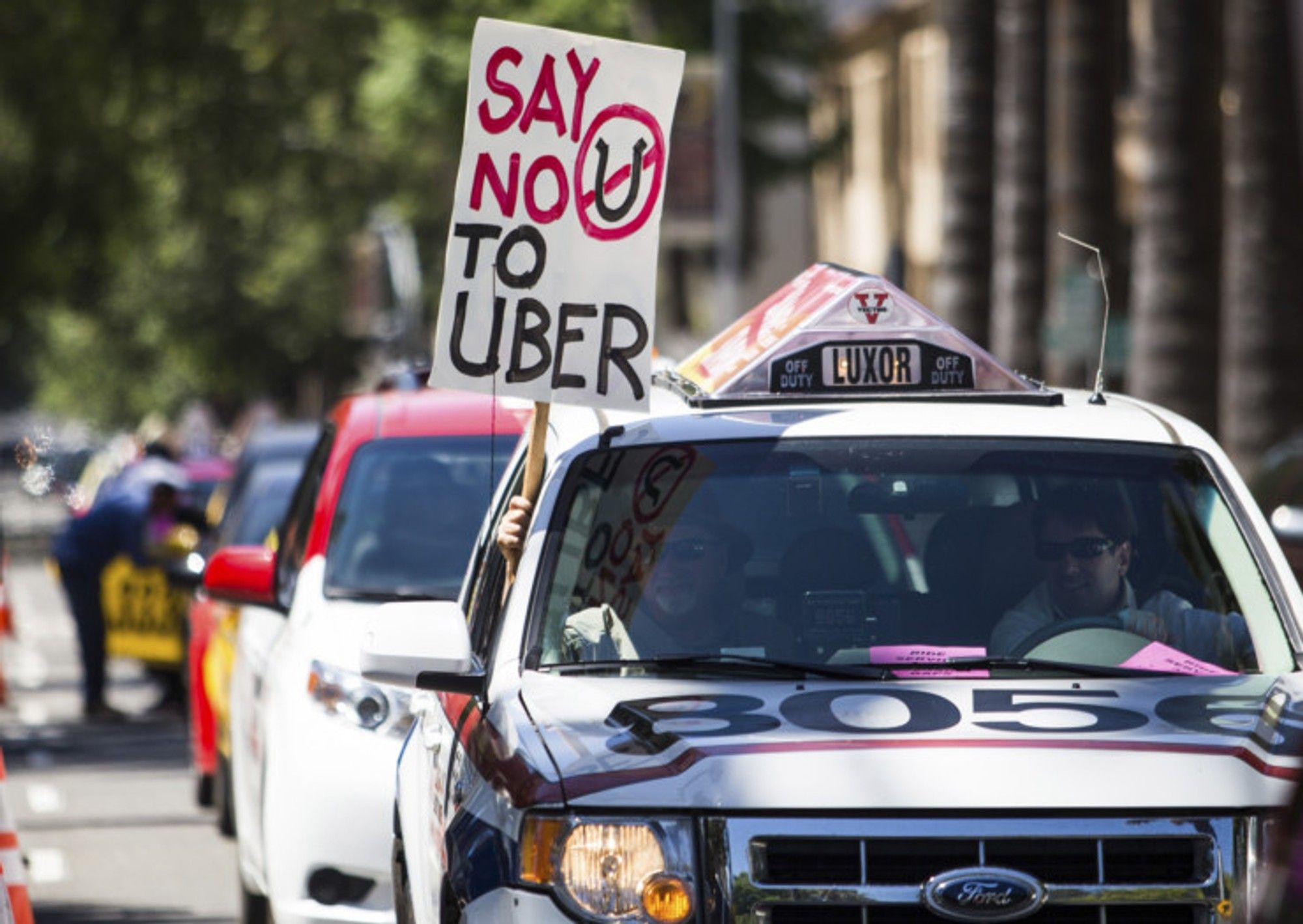 Uber faces challenge in China