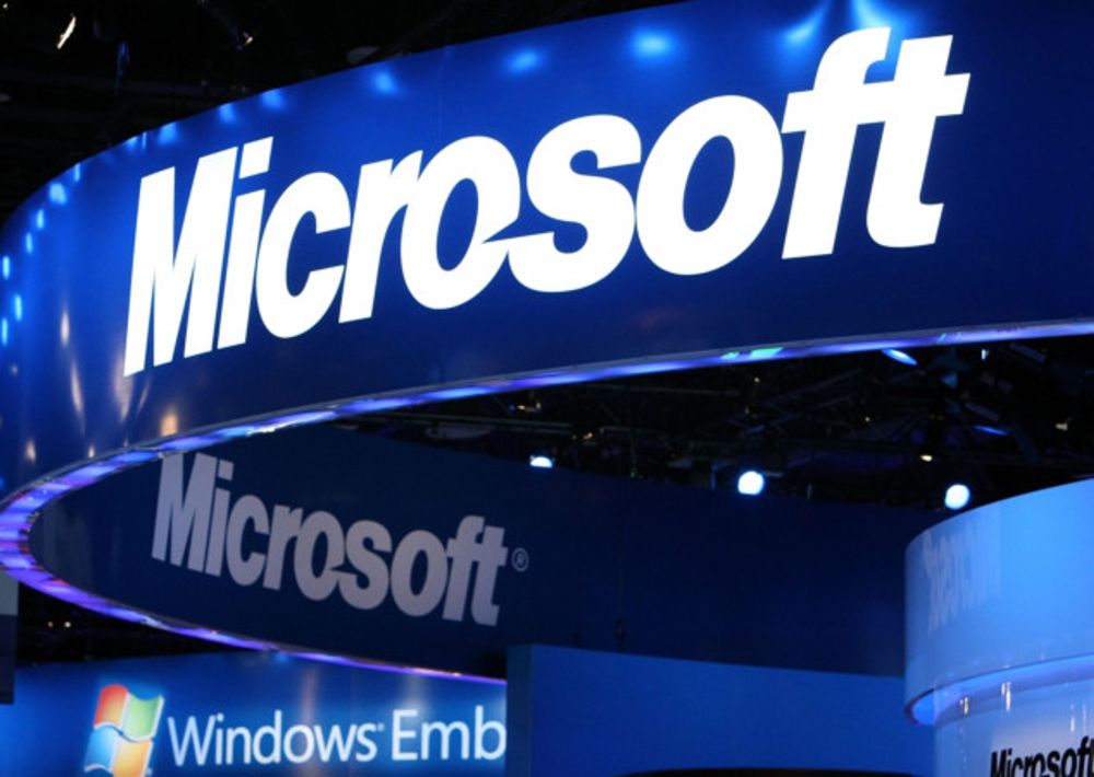 Microsoft hot for Yahoo deal?