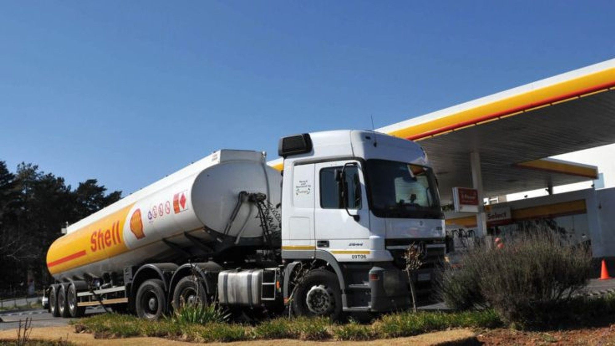 Explainer: Why fuel is more expensive inland, and how prices are calculated in South Africa