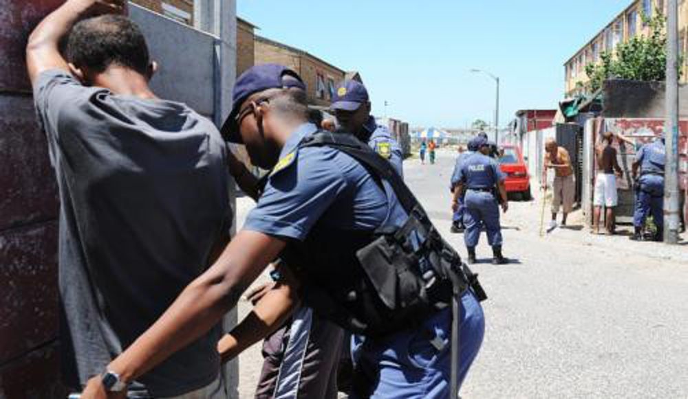 Metro cops defended amid fleeing allegations