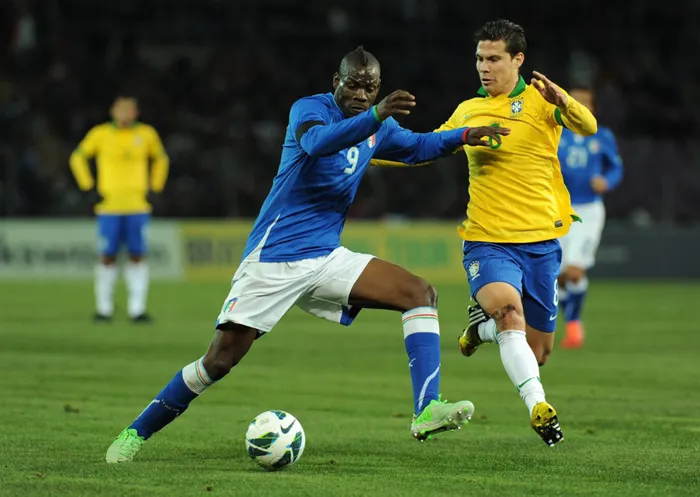 Balotelli outshines Neymar