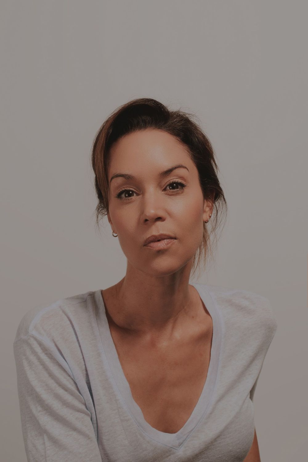 Award-winning actress Shannon Esra tackles one-woman play at the Baxter