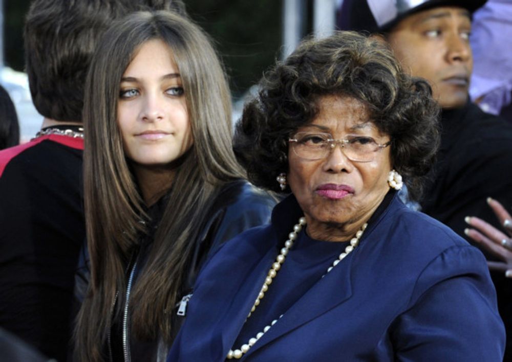Paris shares second tribute to late MJ
