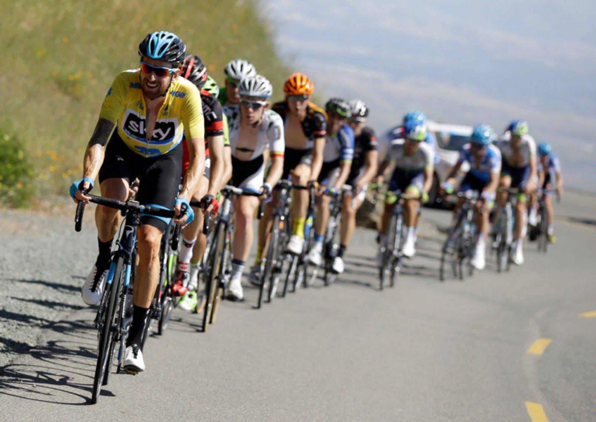 Wiggins holds onto California lead