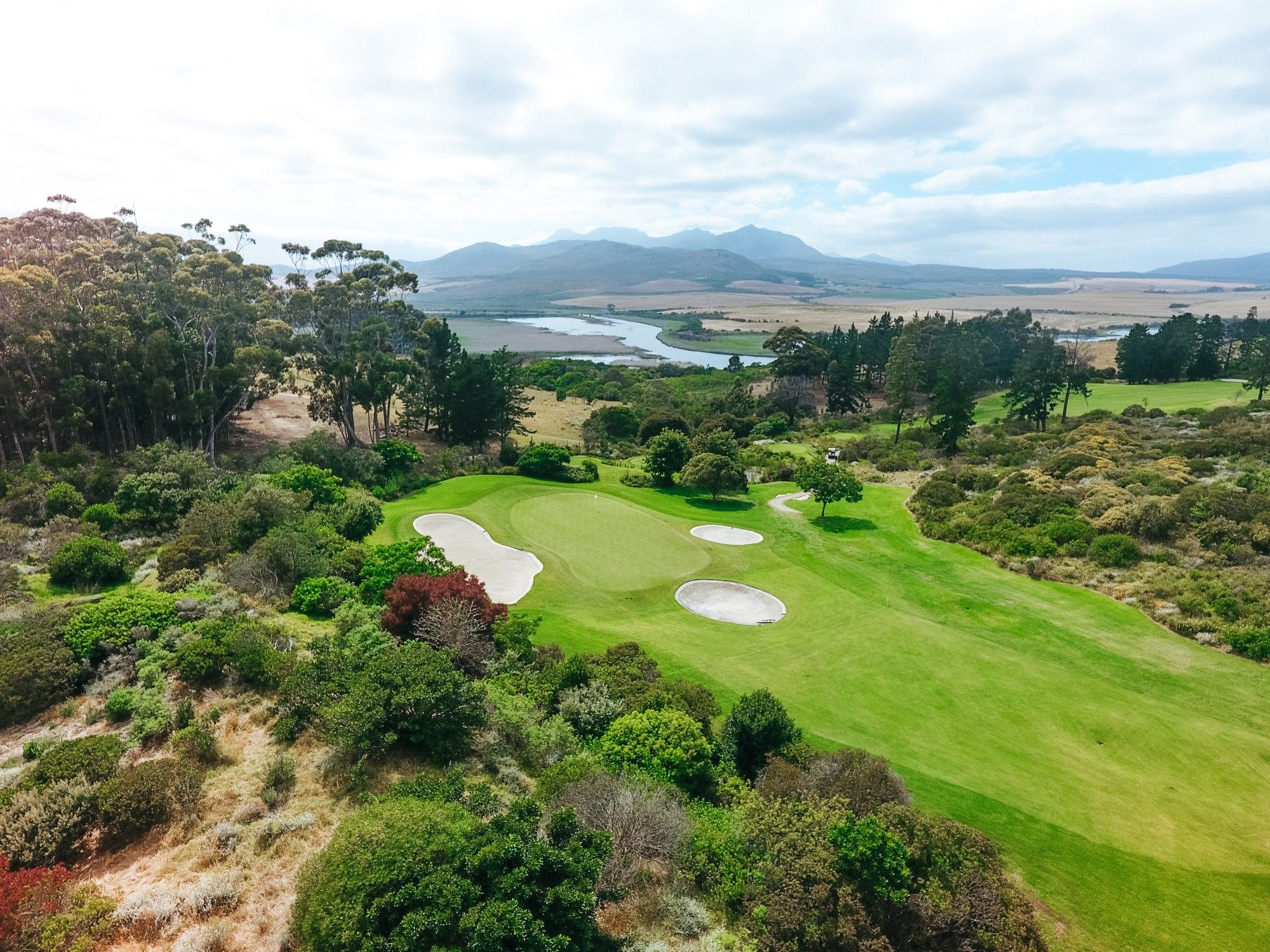 Northern Cape golf course makes the top 10, beating out some impressive ...