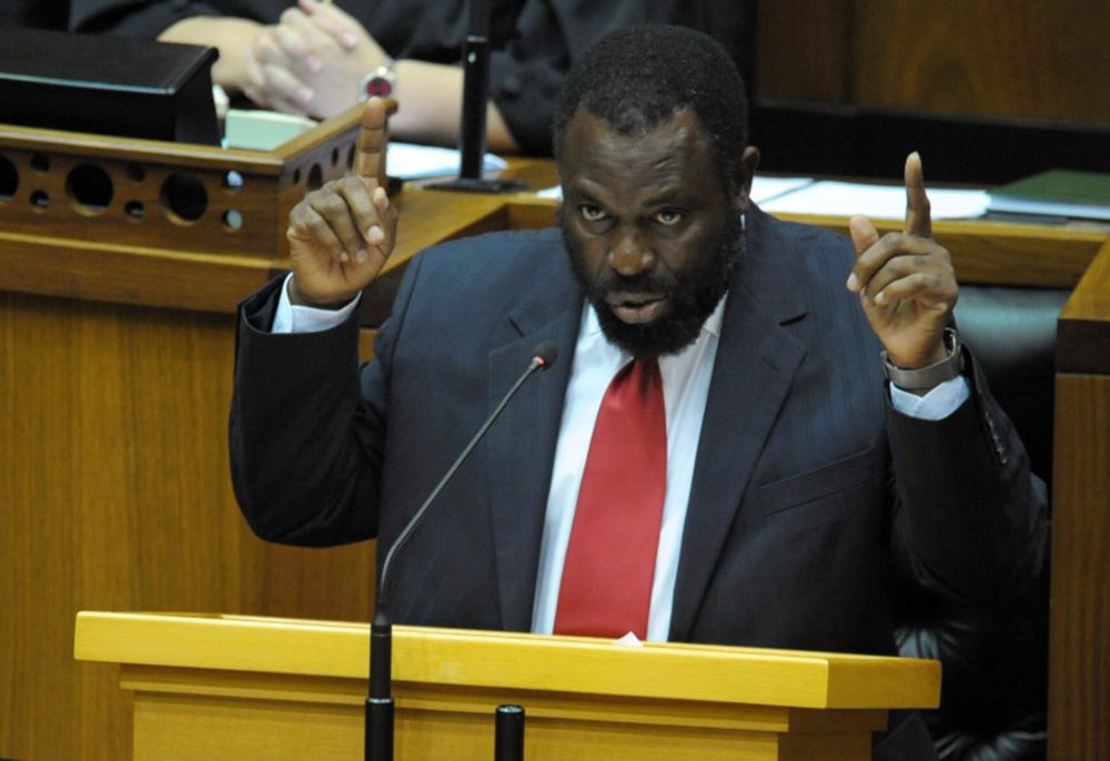 Willie Madisha replaced as Cope MP after expulsion from the party