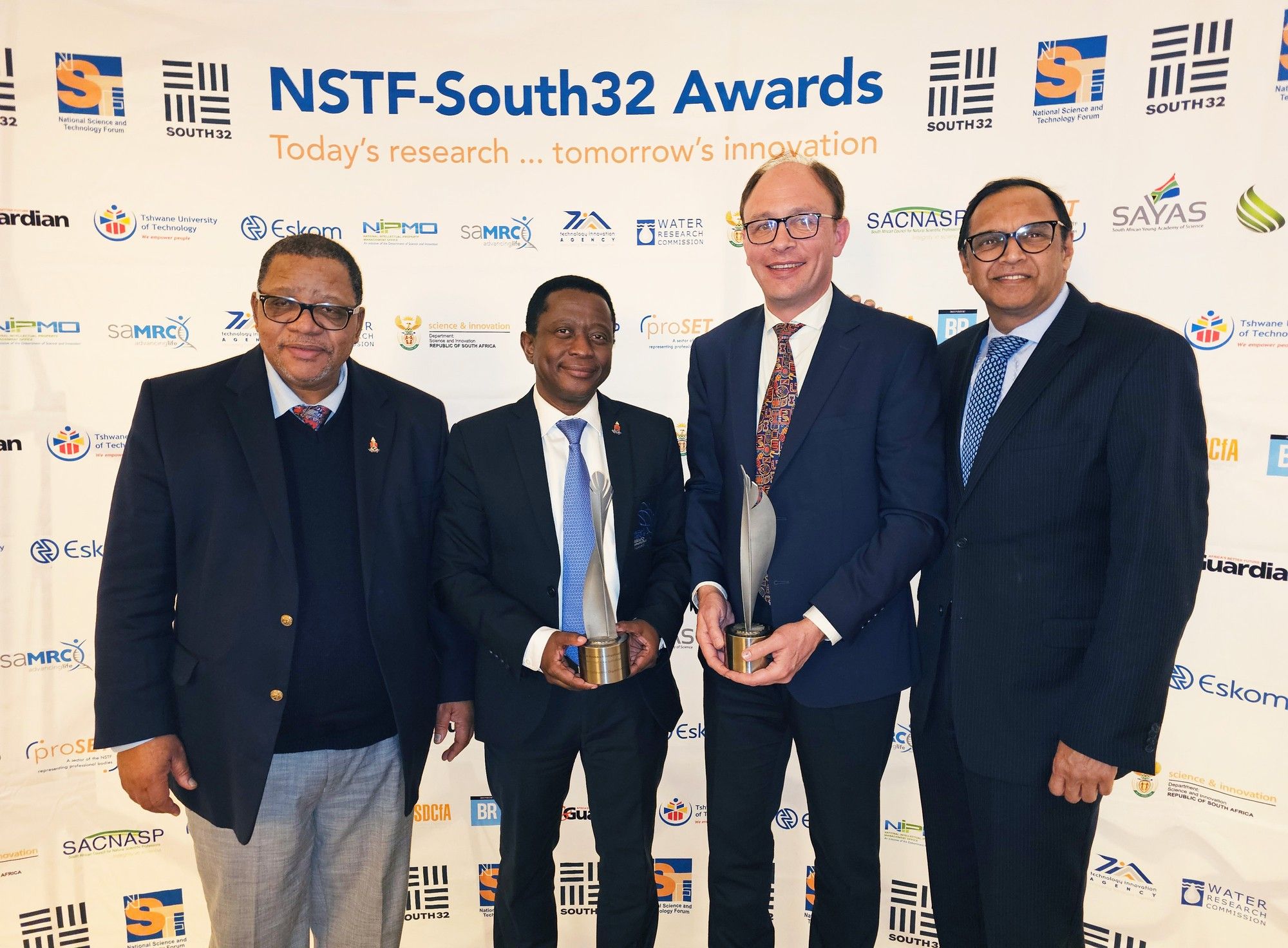 UP researchers shine at SA’s ‘Science Oscars’