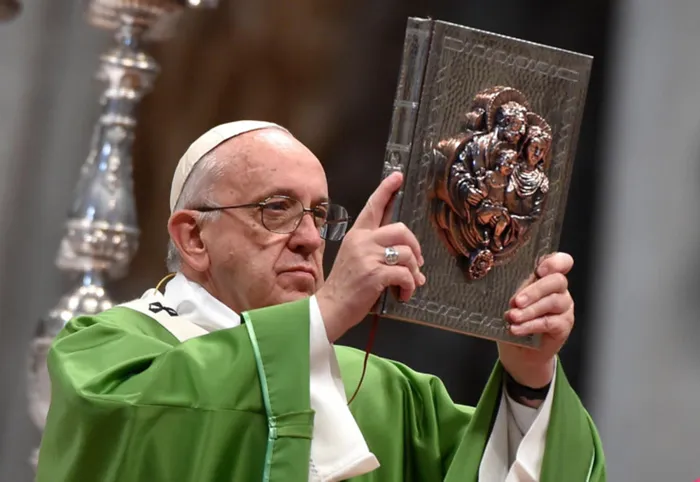 Pope warns against ‘schedule of faith’