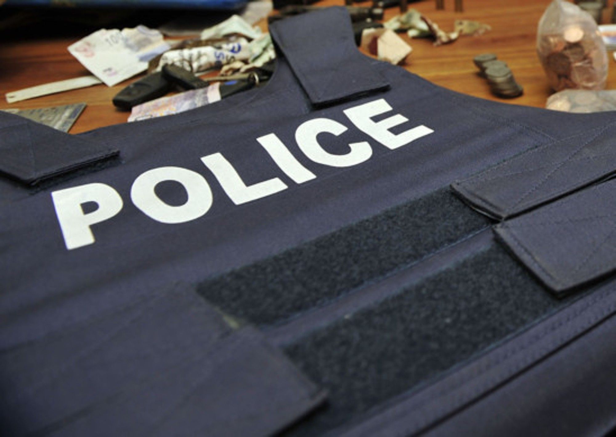 Brave family fight back against highway robbers