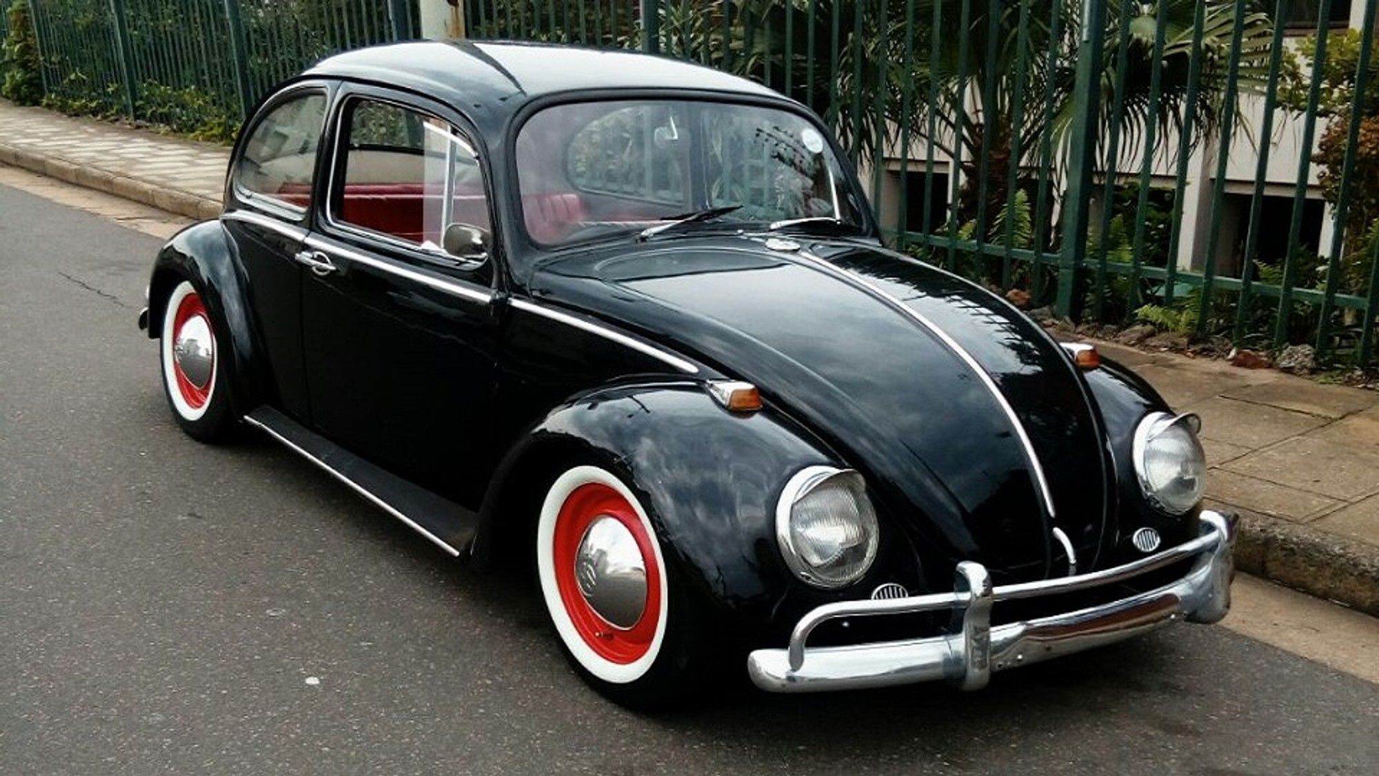 A classy retro Bug with a sting like a bee
