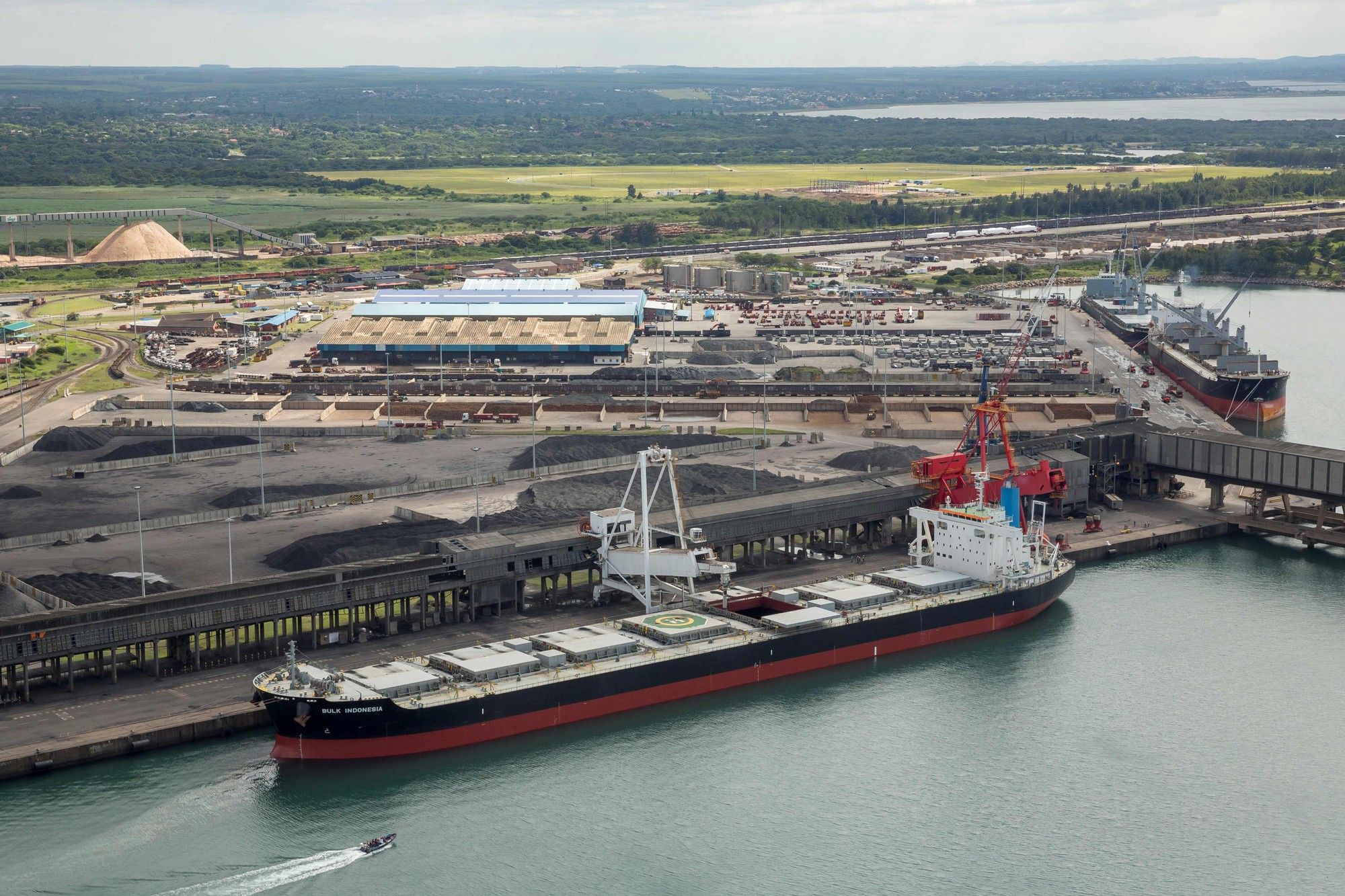 Transnet selects bidders for R17bn liquid bulk and green fuel terminals ...