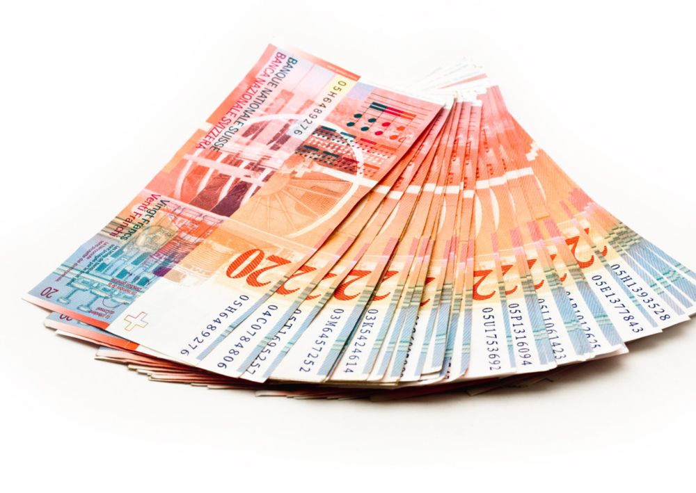 Swiss draw line in the sand to weaken franc