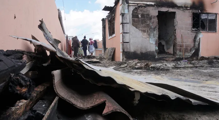 Policeman and his family killed in a fire