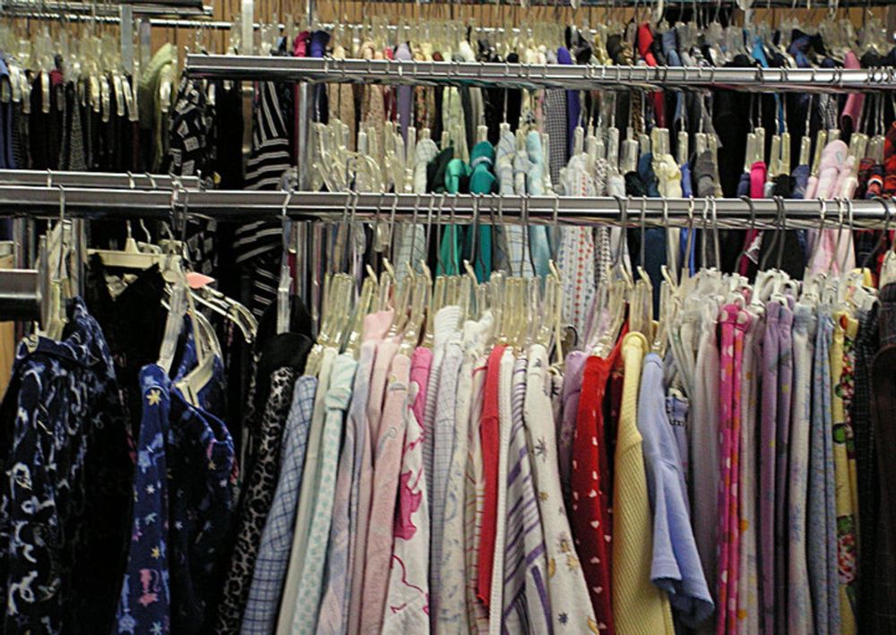 May retail sales flat