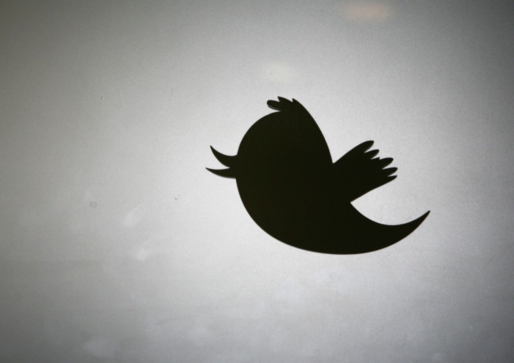 Twitter offers video creators share of ad revenue