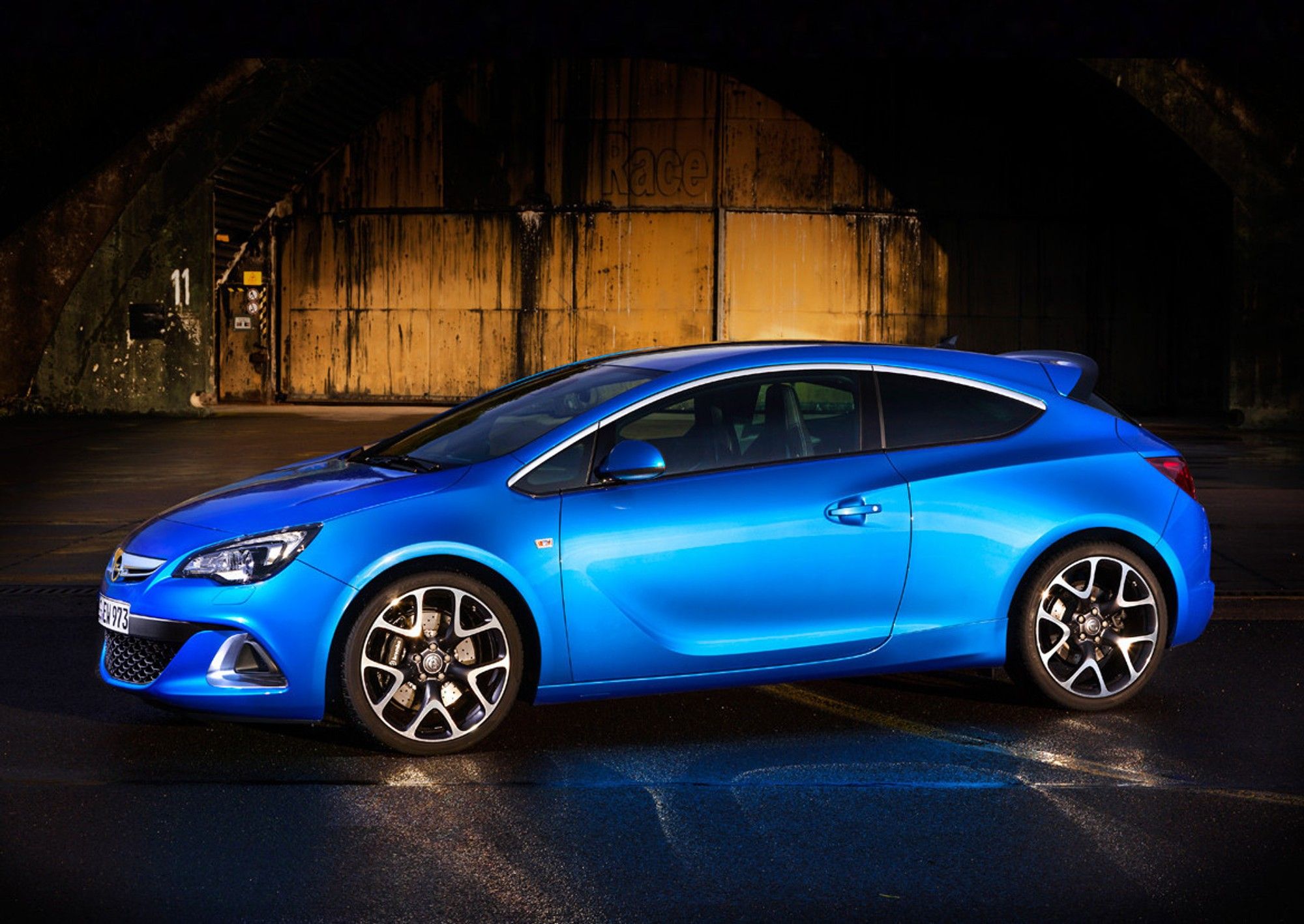 Oh, do behave! 206kW Astra OPC driven