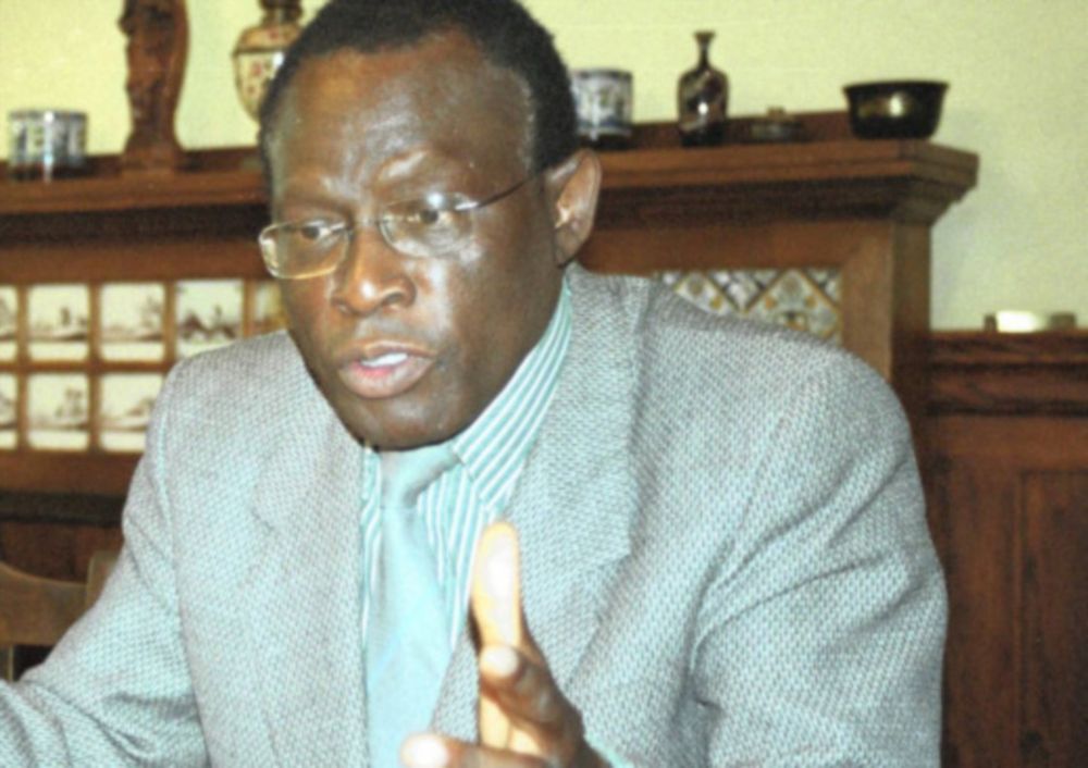 Commissions in contrast: When accountability meets political grandstanding