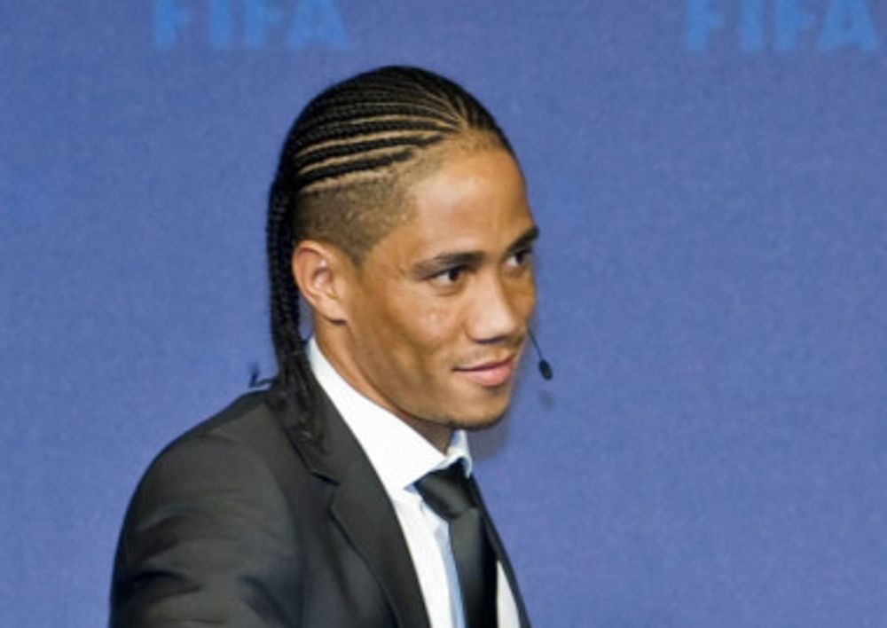 Spurs agree to deal for Pienaar