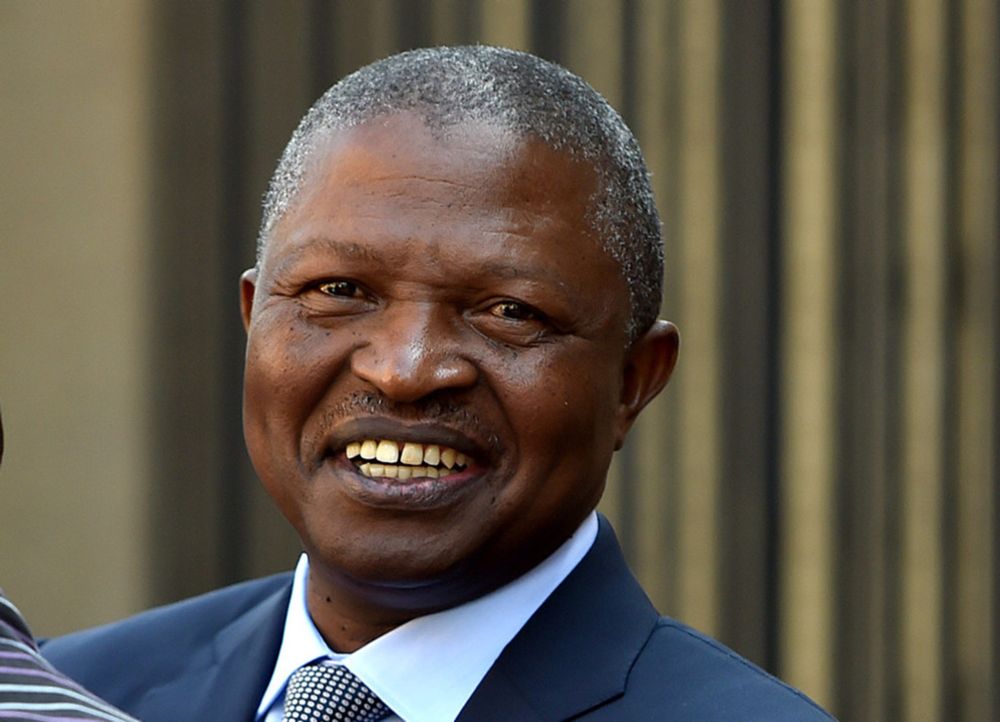 Phosa's ex-butler to tell all on Juju only to a closed court