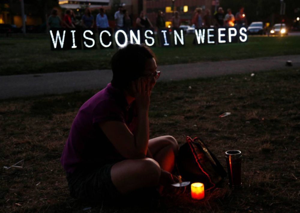 Gunman kills several at Sikh temple