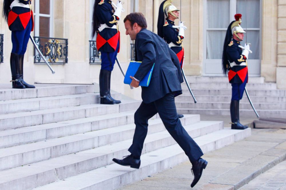 France drops super tax on millionaires