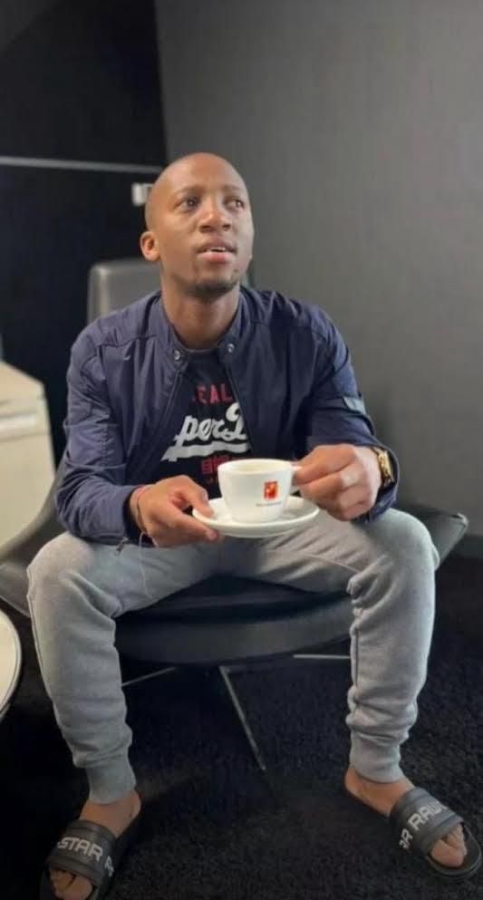 Bathukile indodana yenduna ibulawa njengoyise