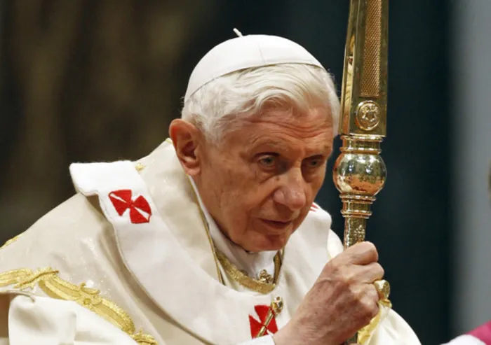 Pope hopes for 2013 of peace