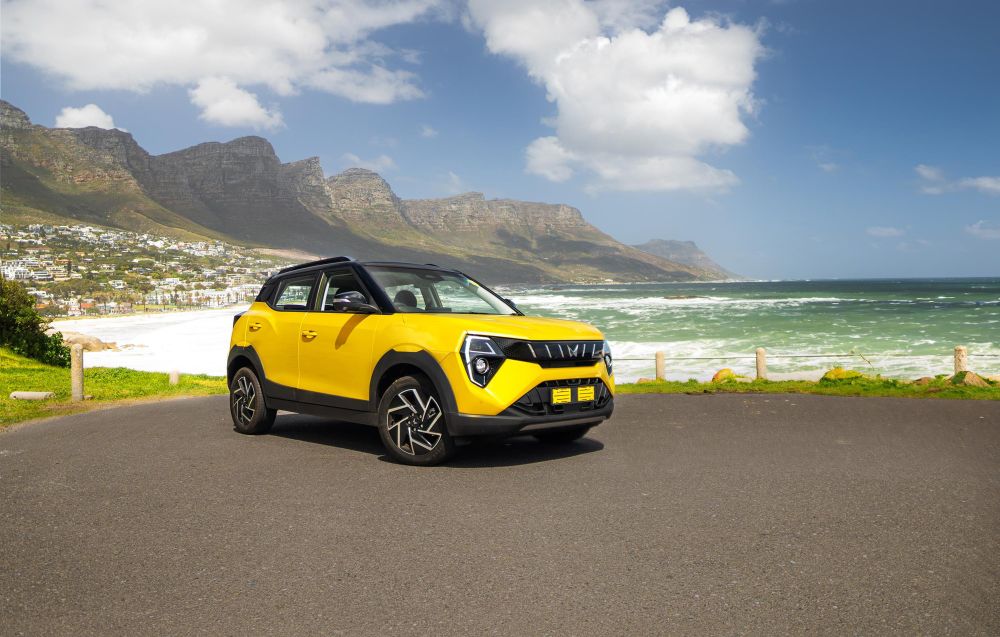 IMahindra igubha ewu-20 ngeSUV entsha i-3XO
