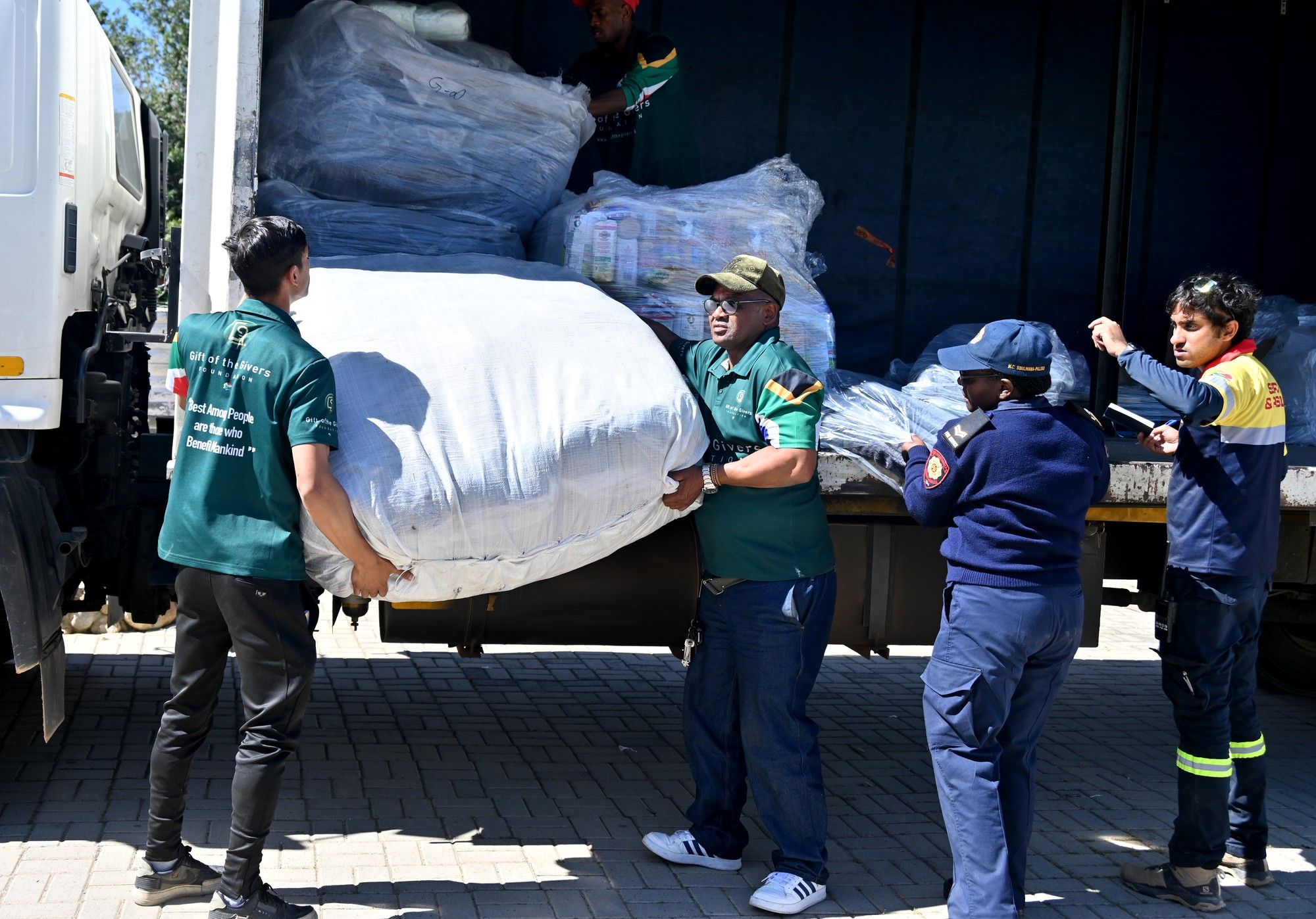 Gift of the Givers heads to McGregor after residents left stuck in ...