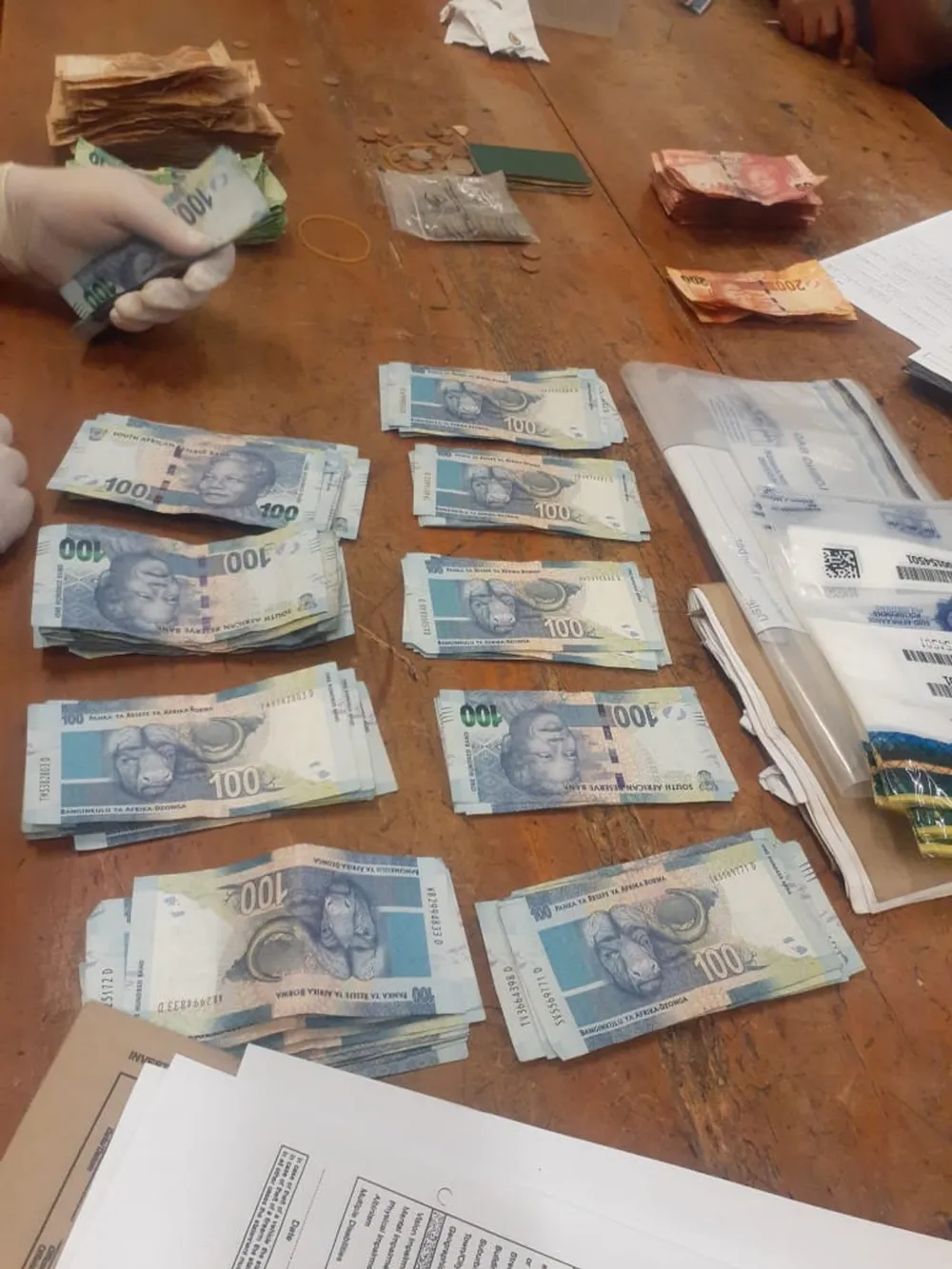 Cops find drugs, cash during Knysna kidnapping rescue