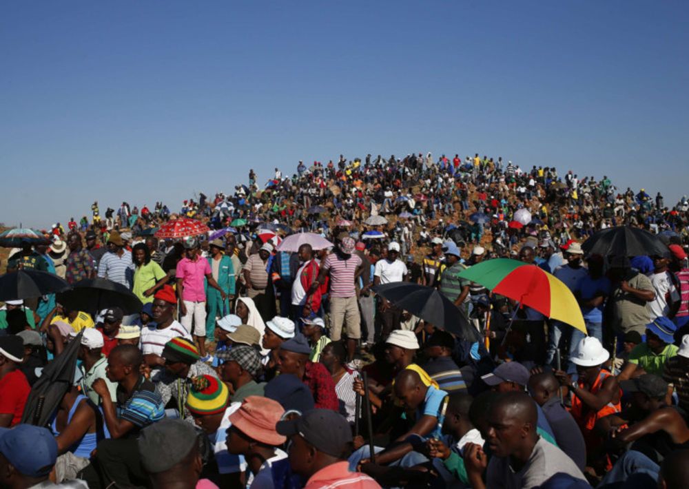 Gold Fields tells miners to pack and go