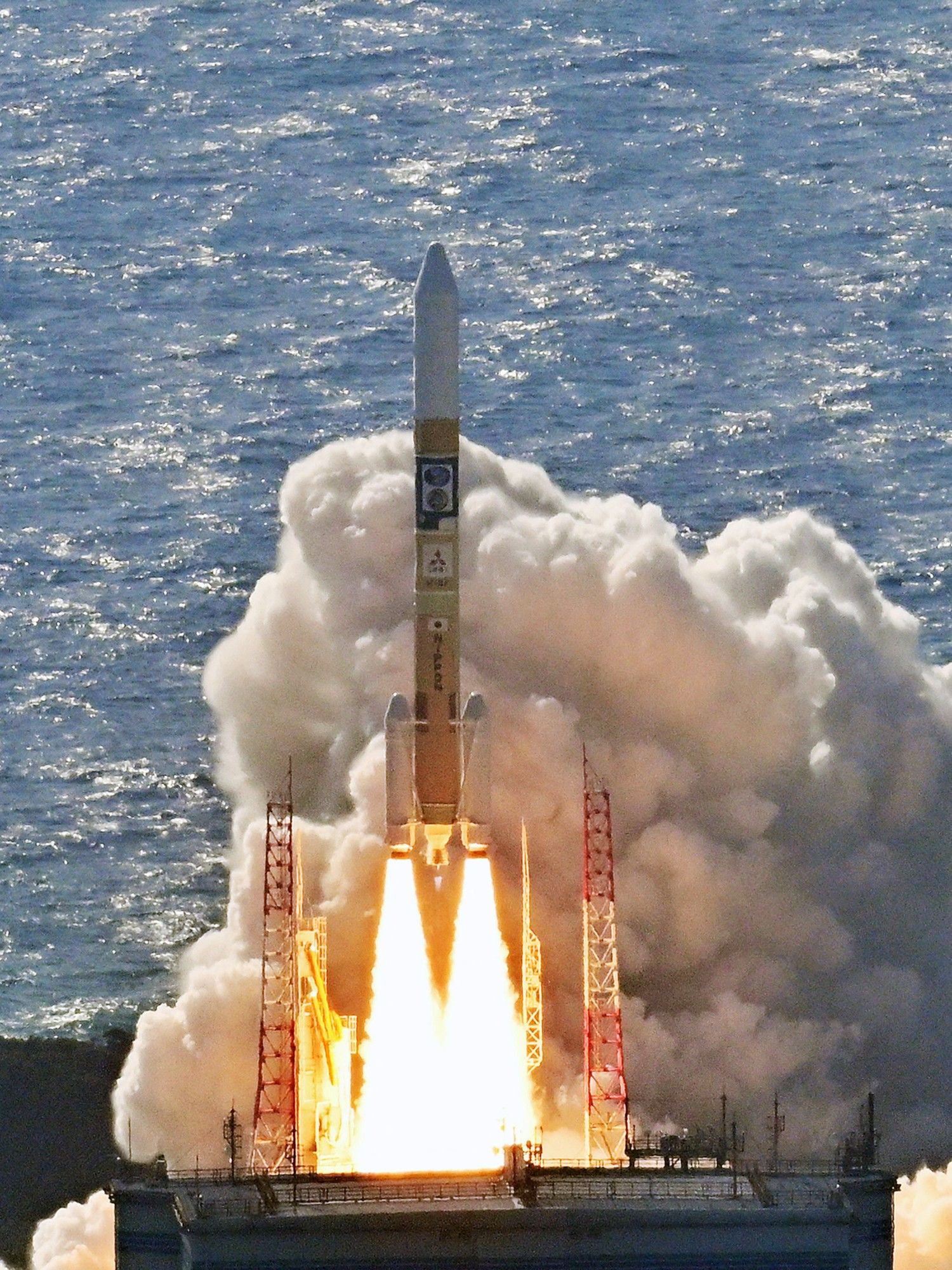 Japan postpones next-gen rocket launch over weather