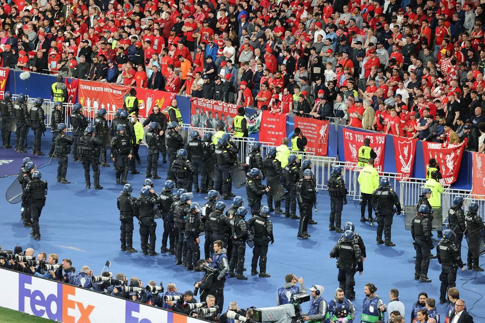 French minister blames Liverpool fans for chaos at Champions League final