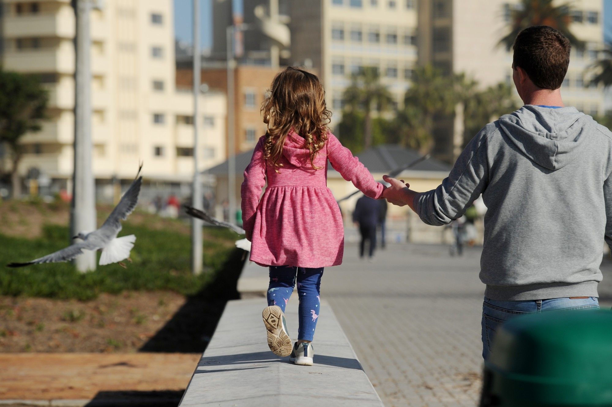 40% of SA children live with non-biological fathers