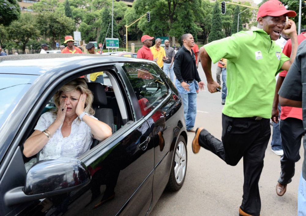E-toll protest brings woman to tears