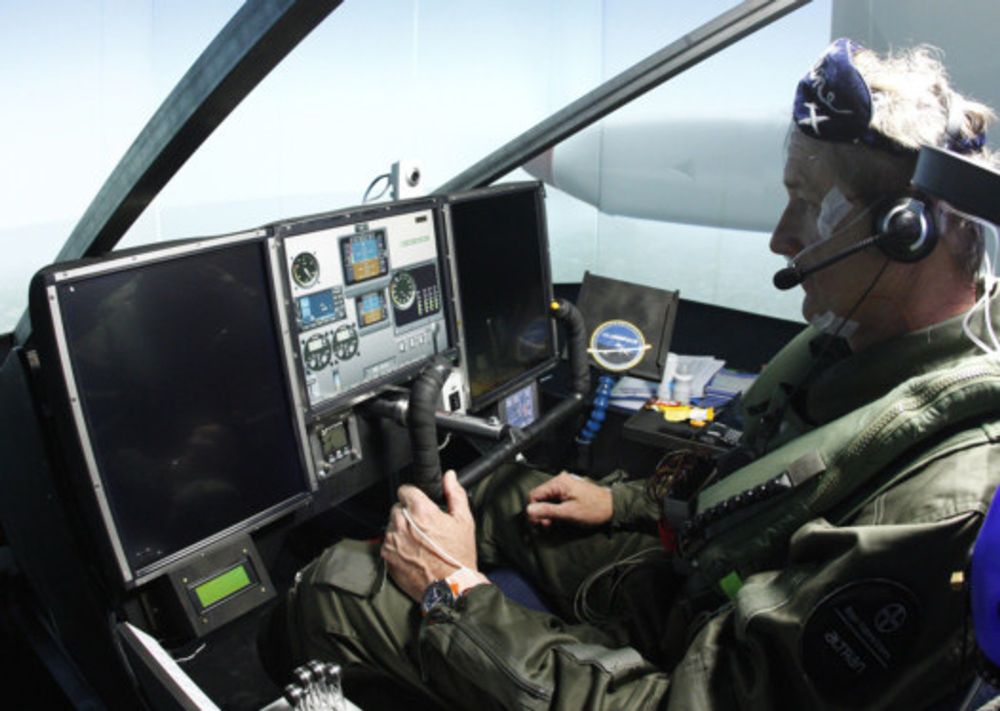 Solar plane attempts second Morocco flight