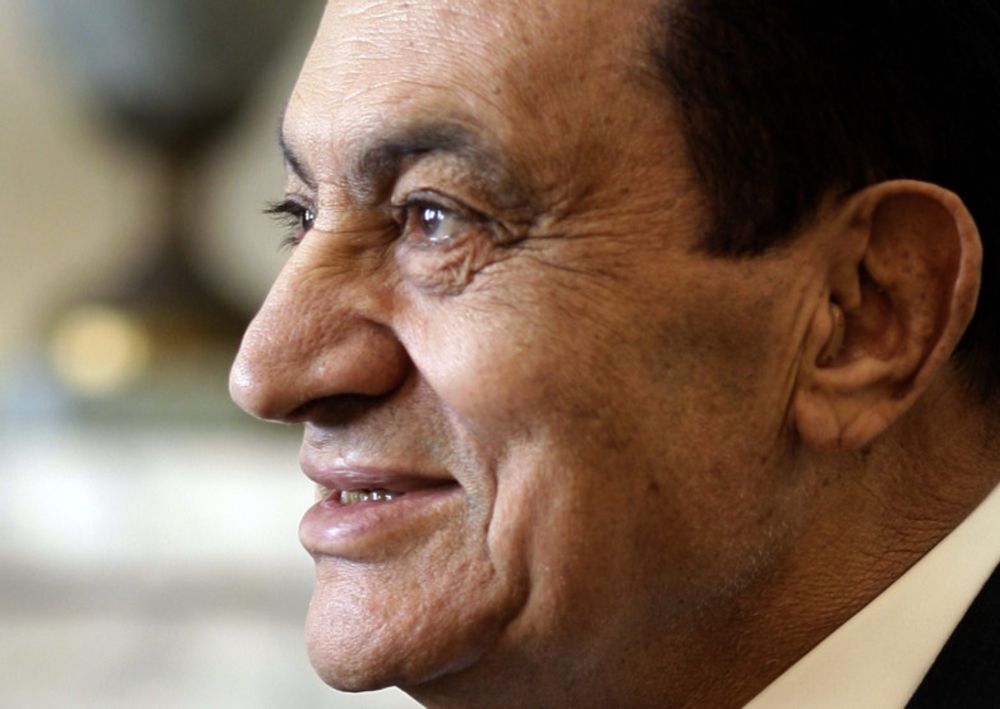 Mubarak still a thorn in Egypt's side