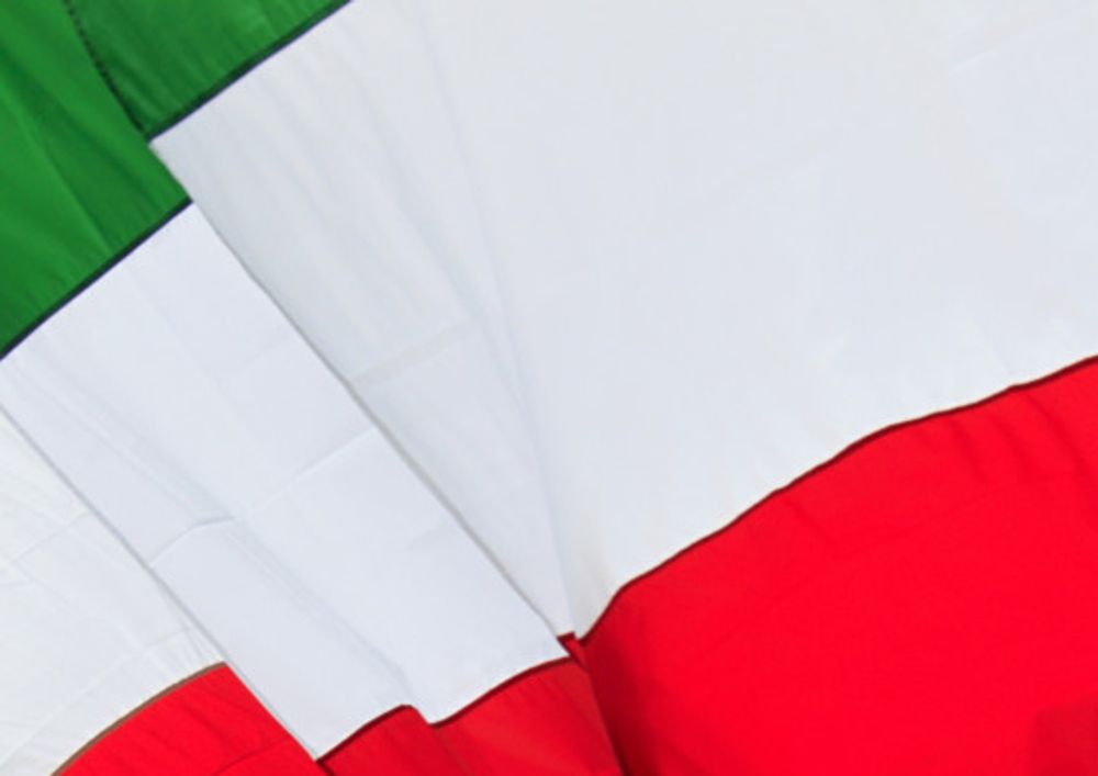 Italy bonds find buyers