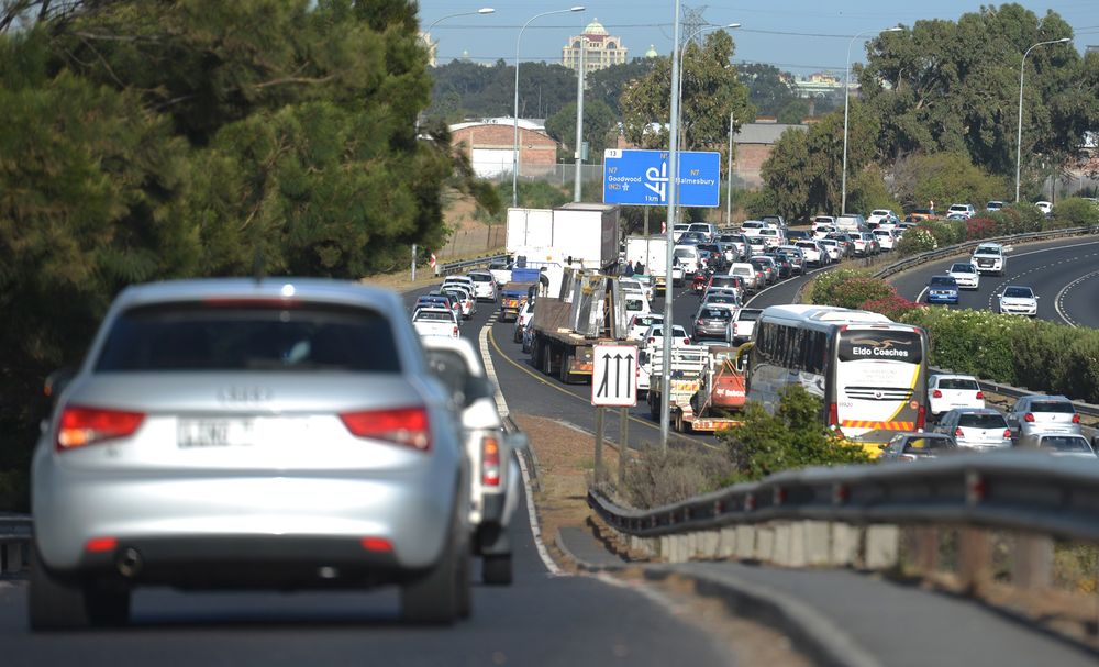EXPLAINED: Why an N1 inbound lane is closed and causing a traffic ...