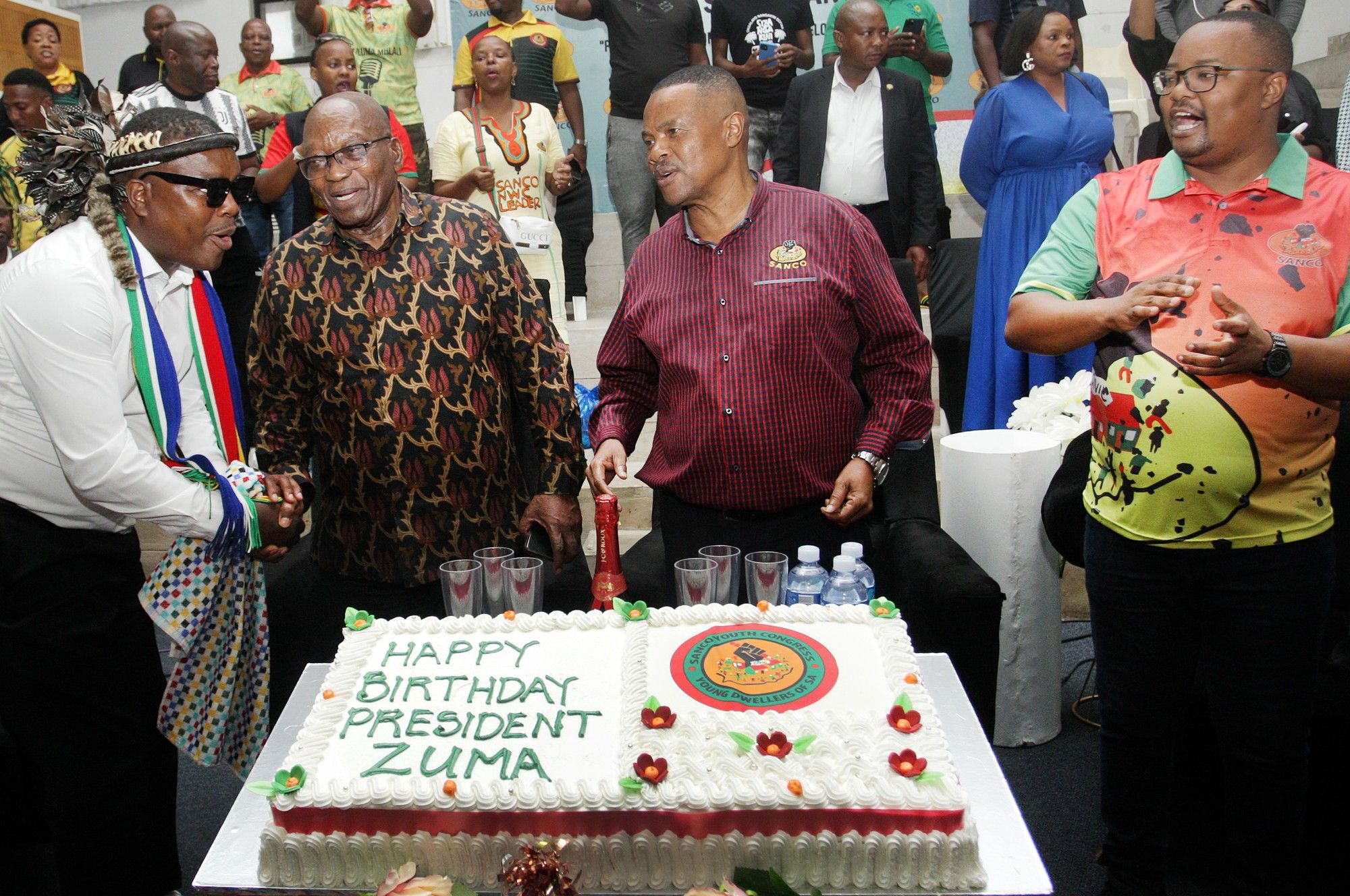 UZuma ugxeka abavotela uRamaphosa