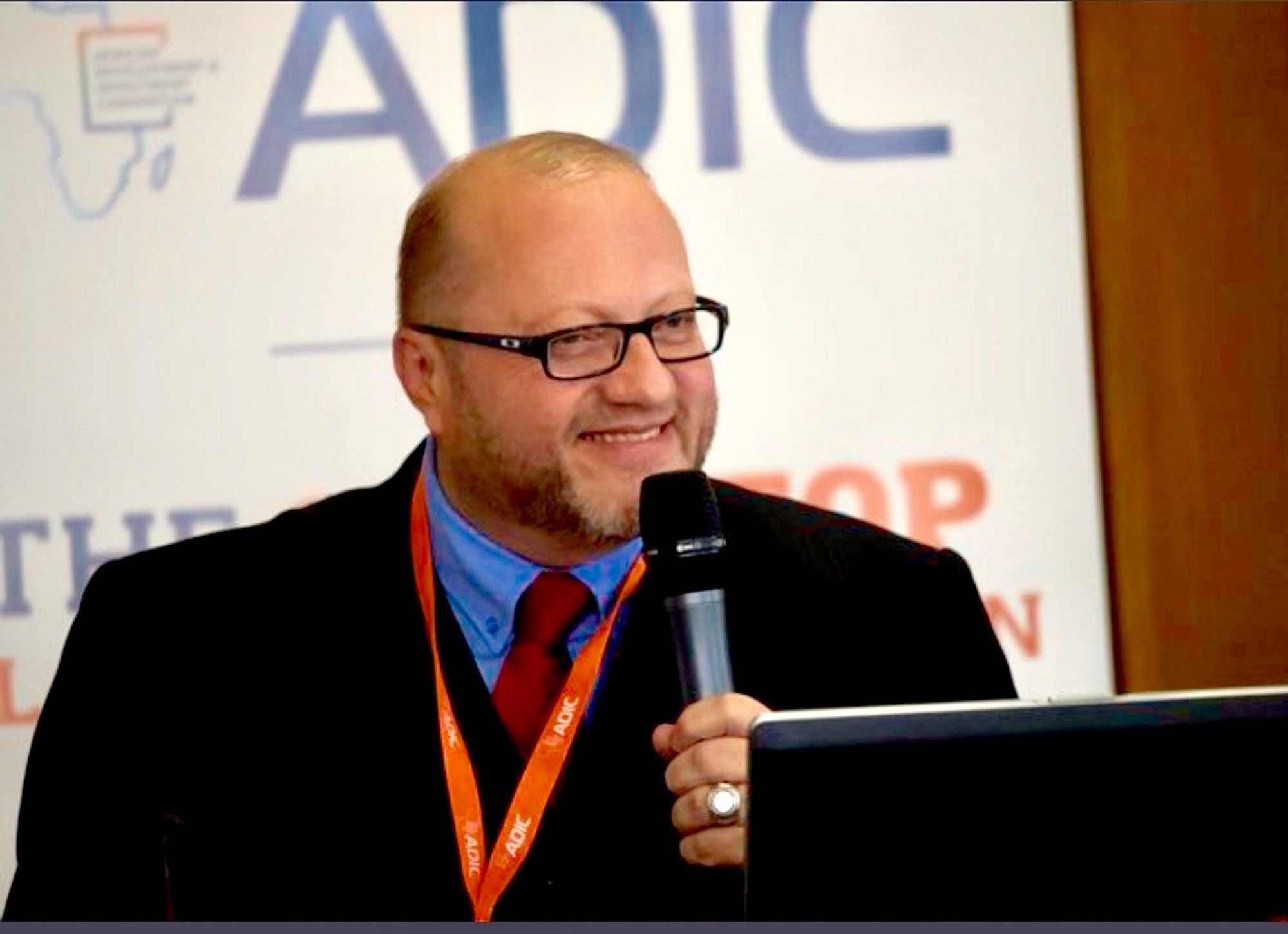 DA mourns the passing of UIM President, Neil de Beer