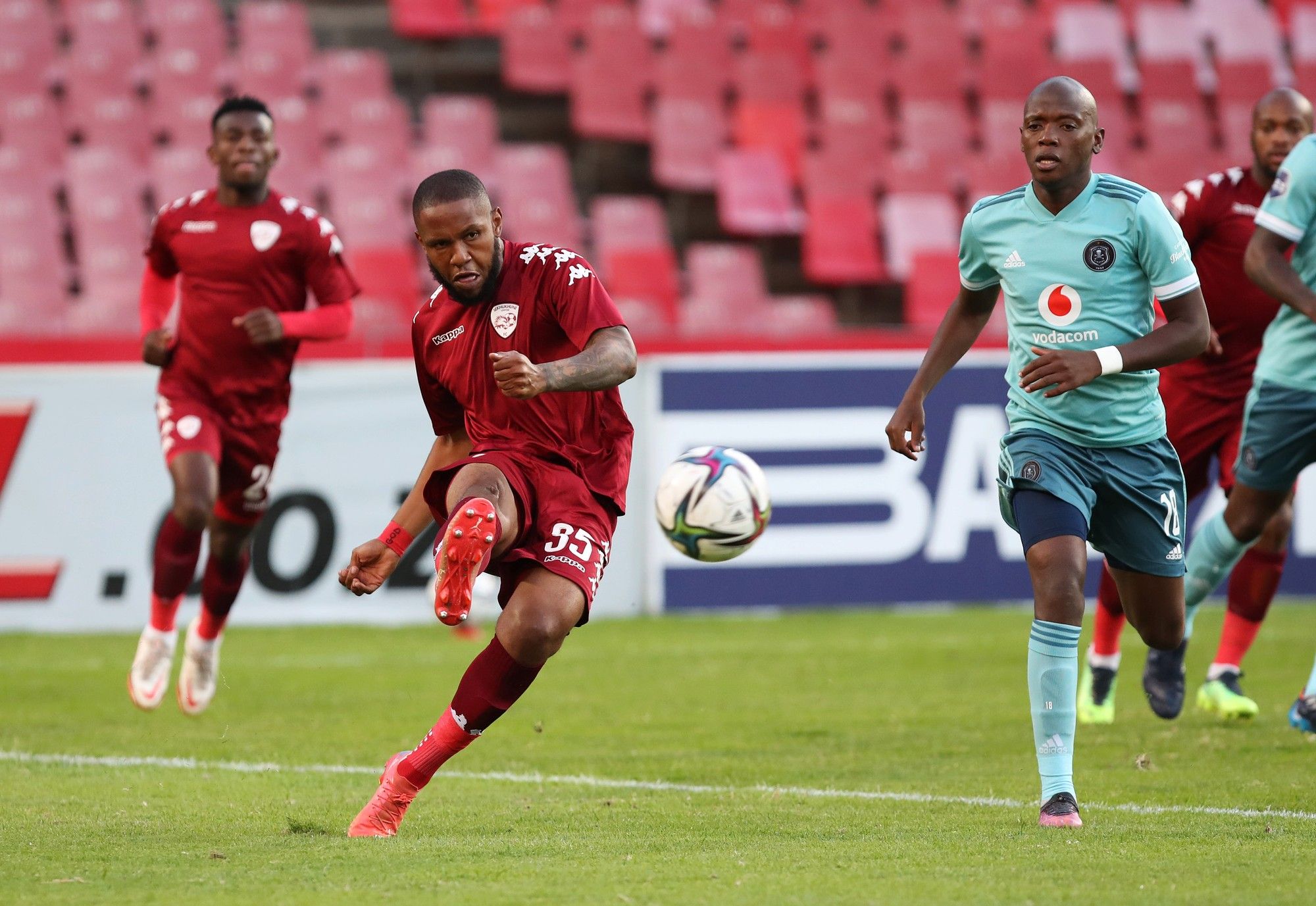 Orlando Pirates fortunate as Makaringe scores late winner against ...