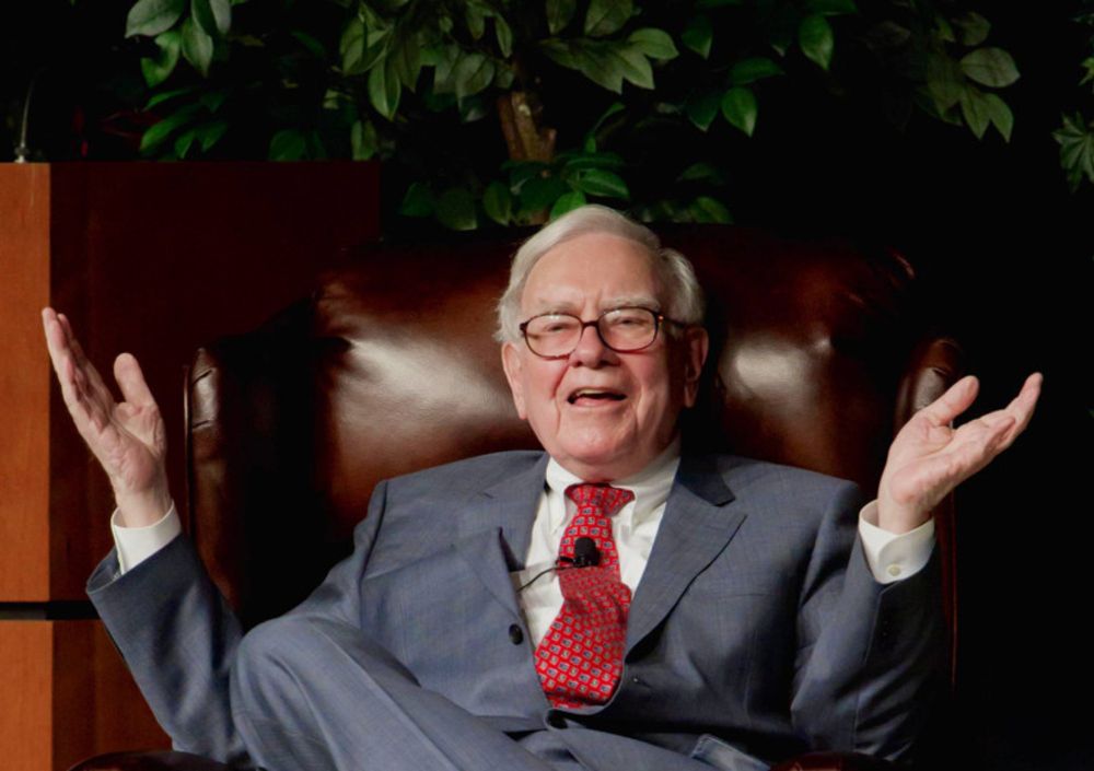 Buffett lays out vision for Berkshire