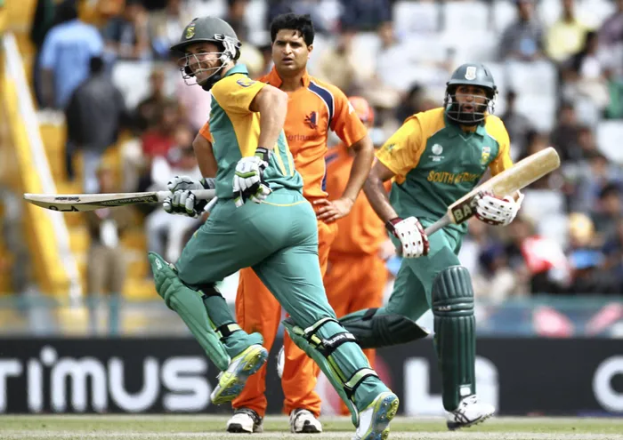 AB and Amla make merry