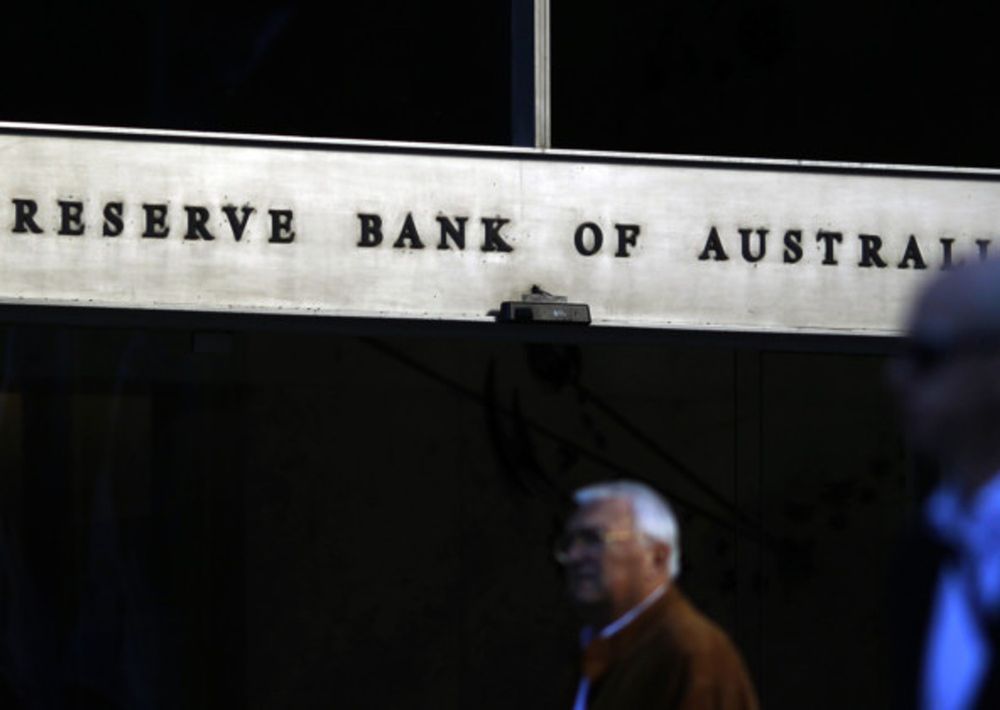 Australian rate cut to 3.25%