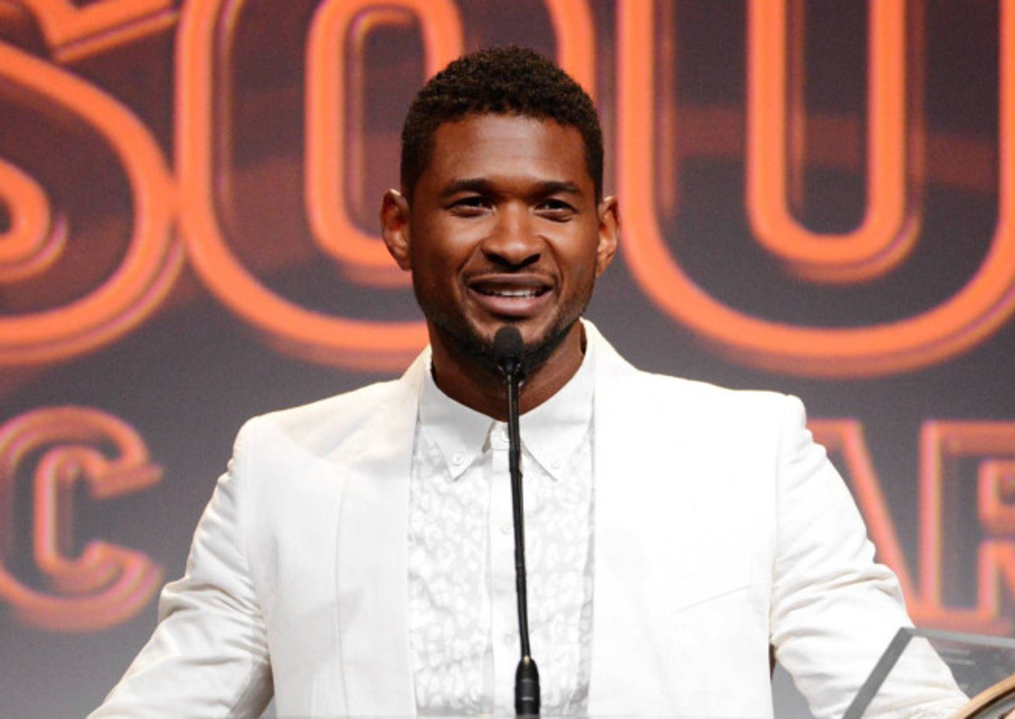 Usher to become a father for third time