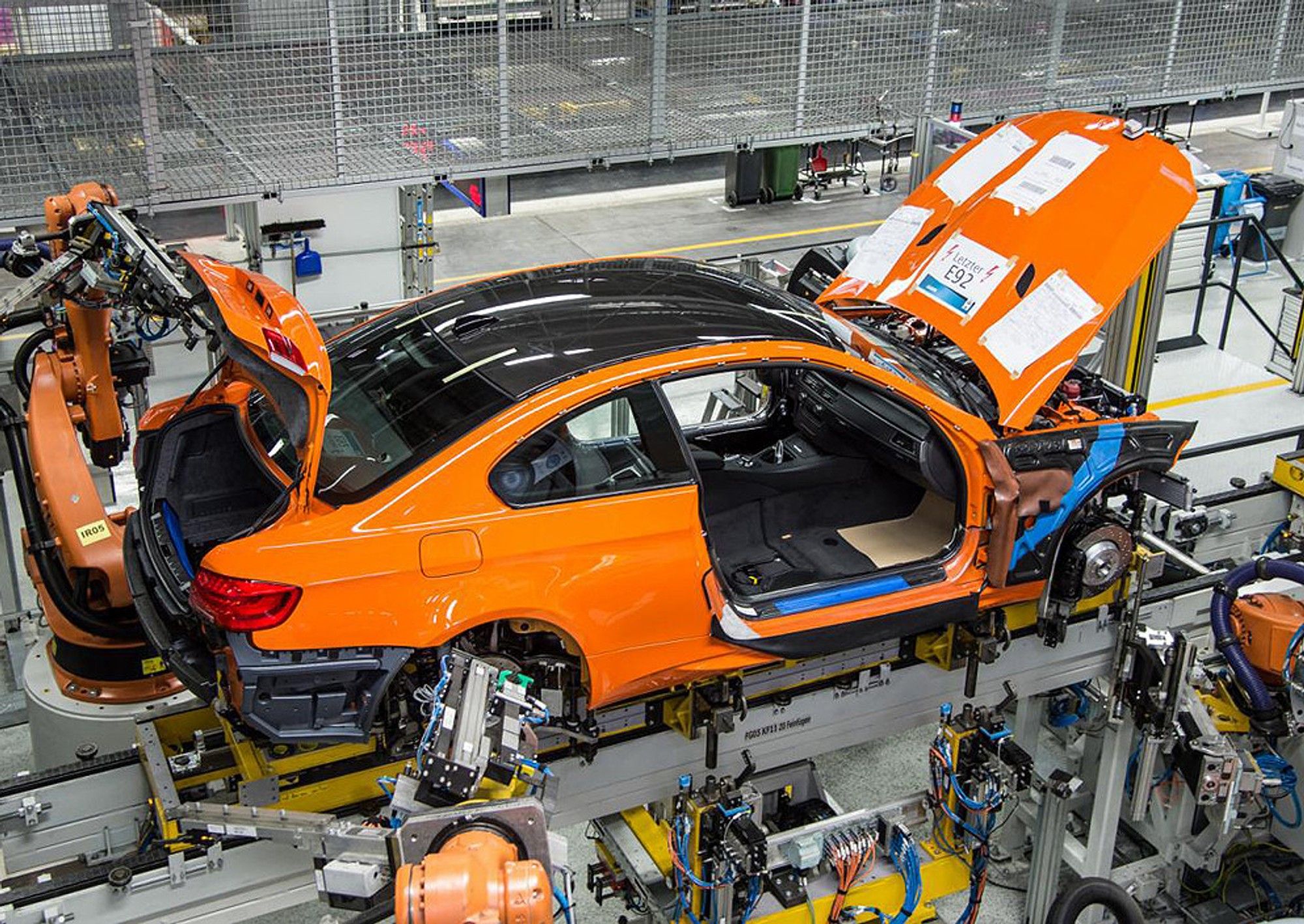 End of BMW's high-revving V8 era.